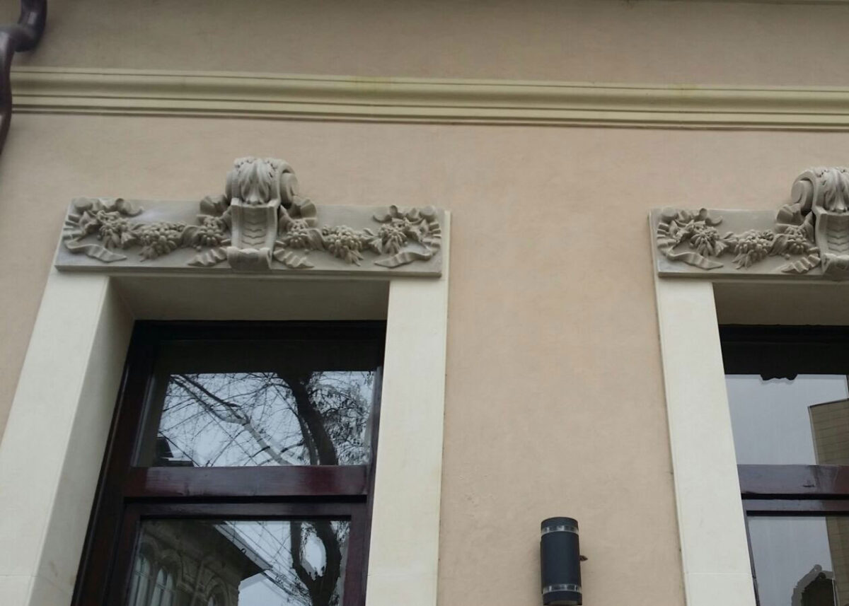 Decorațiuni polistiren - Fabrica Artefact I Profile decorative exterior ...
